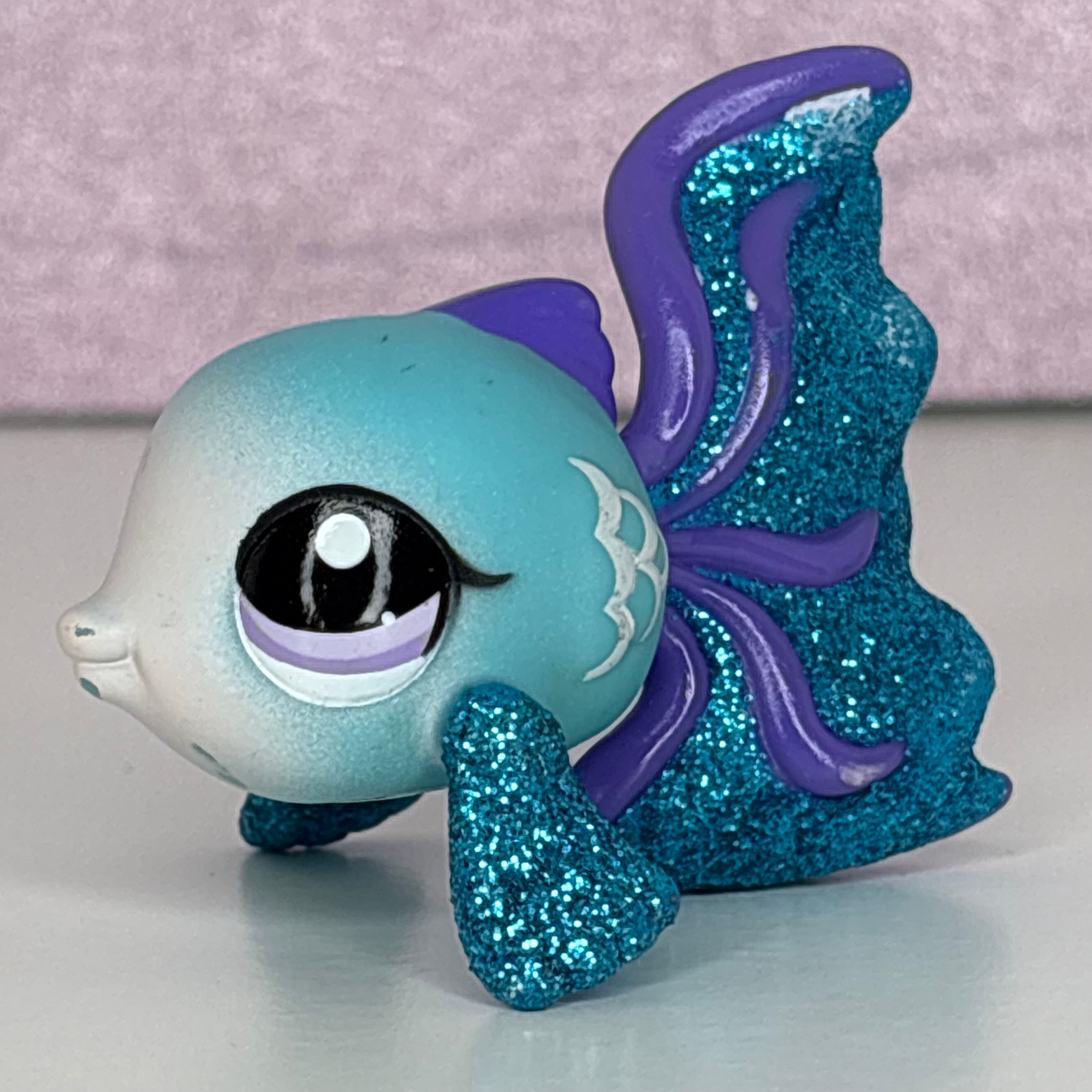 LPS Glitter Betta Fish #2129 – LPS Collector Shop