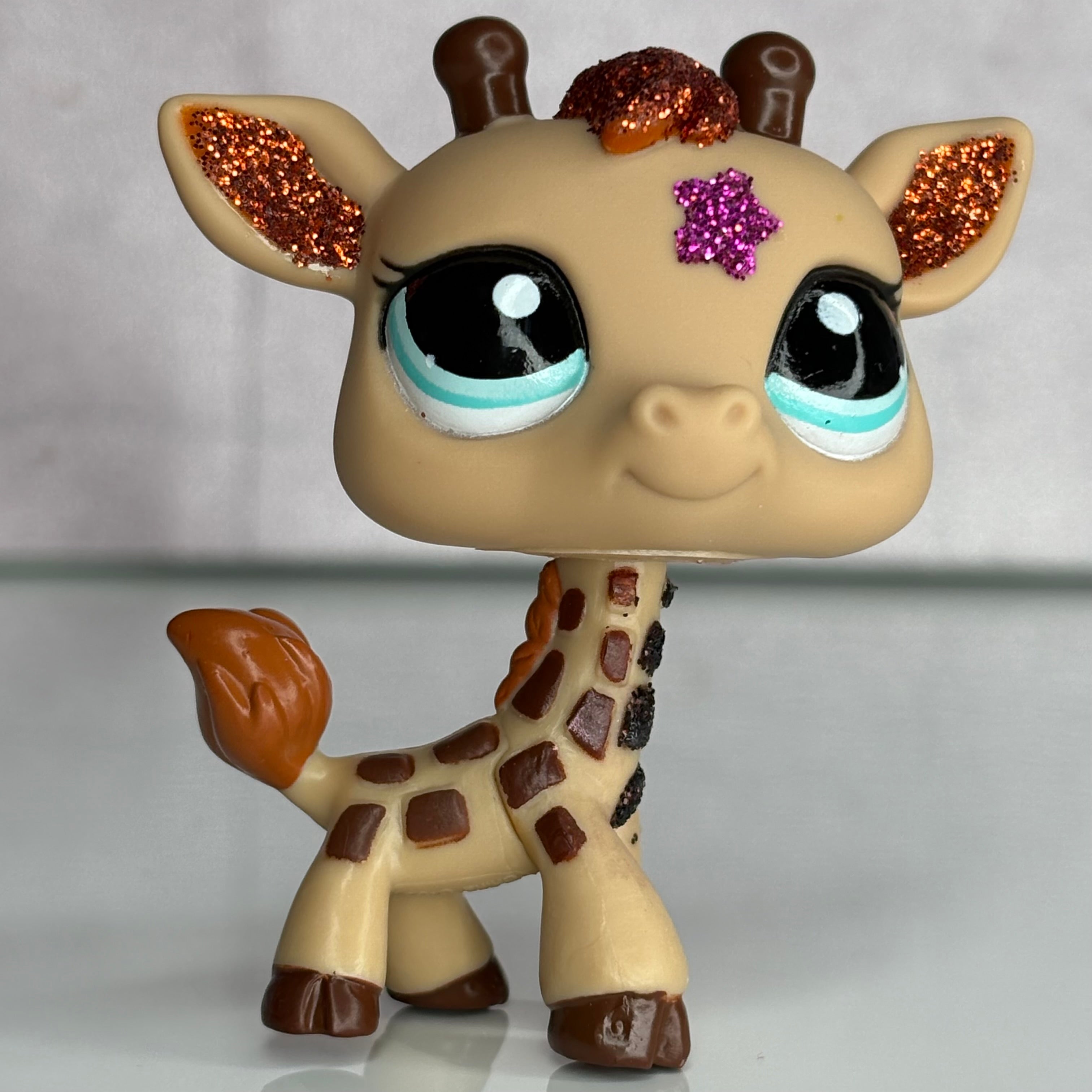 LPS Glitter Giraffe #2348 – LPS Collector Shop